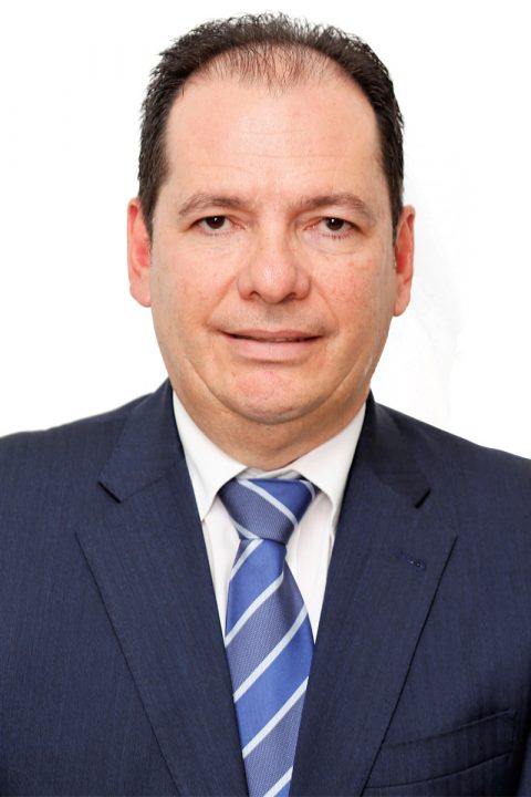Dr. Ricardo Escobar Solís - Neurocirugía de la Torre